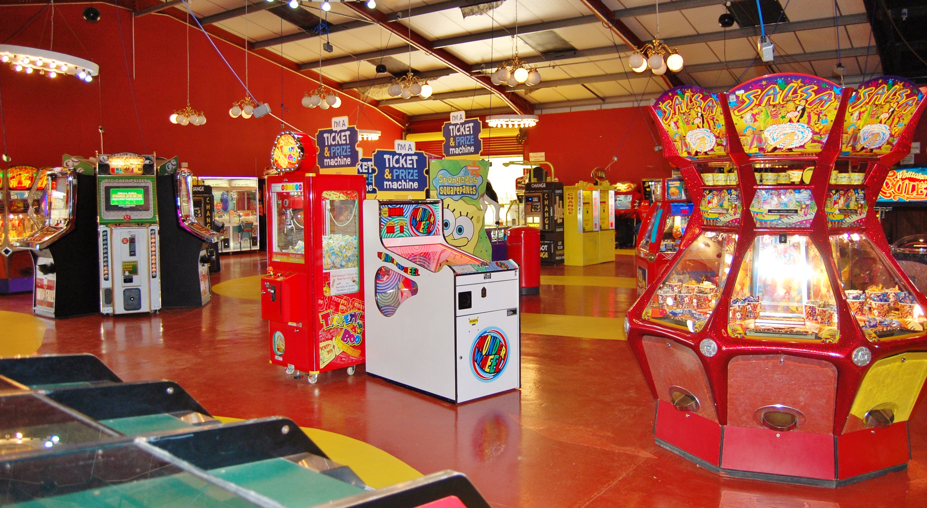 THEME PARKS: Oakwood signs Playnation deal - Global Amusements & Play